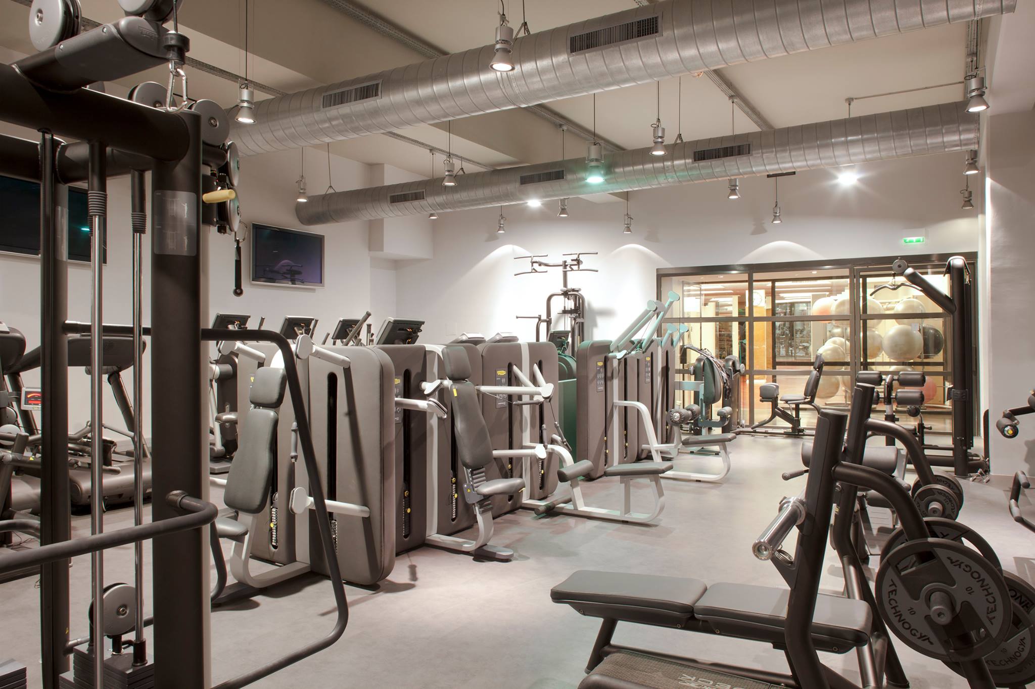 KEN CLUB | Paris - 100 Avenue du Président Kennedy